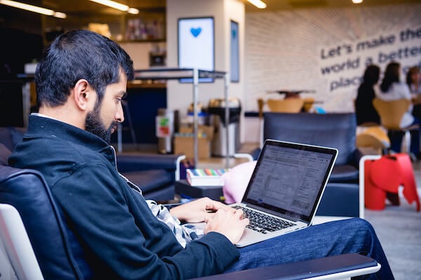 Multi-Generational Technology in the Workplace | Reward Gateway