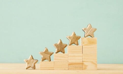 8 best non-financial rewards to motivate employees | Reward Gateway UK
