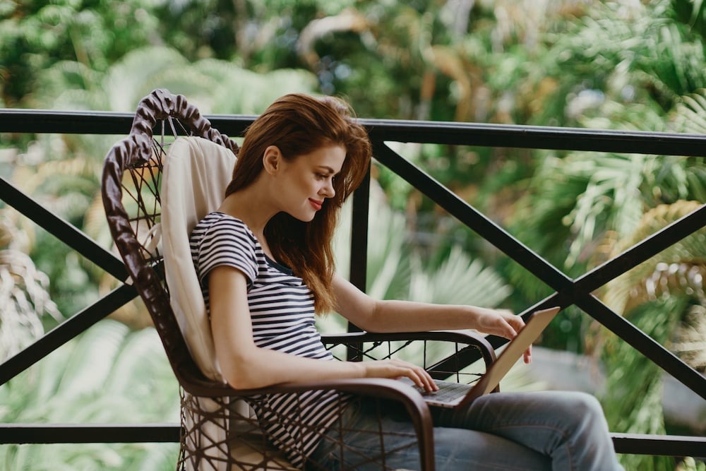 Communicating to an Offline Workforce | Reward Gateway