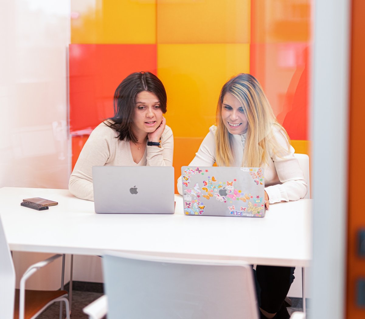 6 Performance Review Tips for Employee Evaluations | RGER